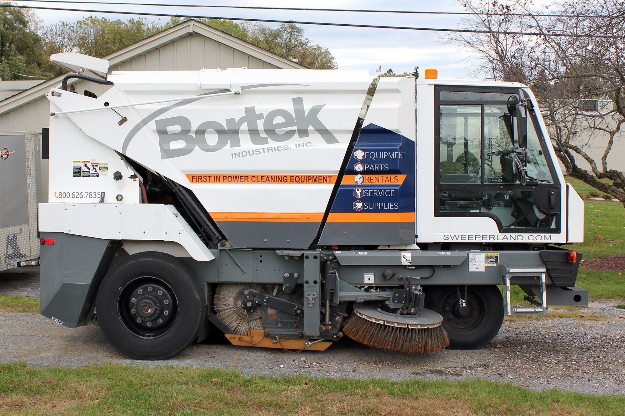 Used 2015 Global M3 Street Sweeper - Bortek Shop